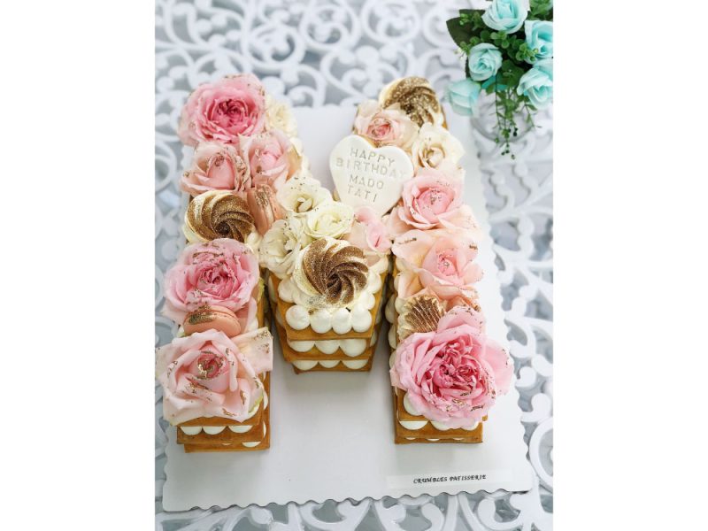 Letter Cakes – Crumbles Patisserie